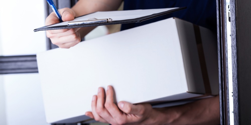 The Advantages and Disadvantages of Small Courier Services Compared to ...